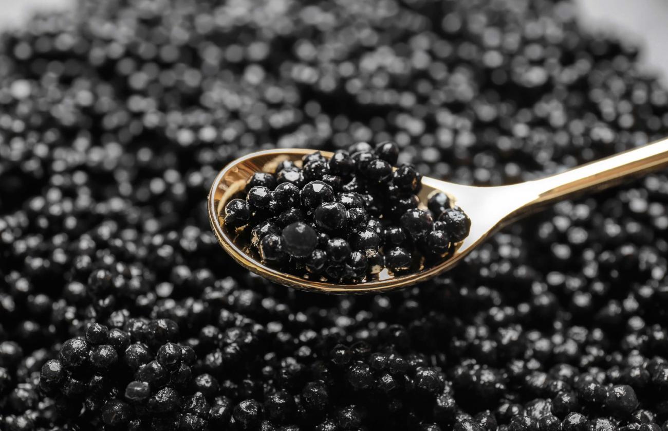 Mavro Restaurant - Kivotos Santorini Hotels & Villas